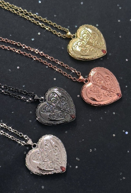 Vampire Locket – Miss Amethysa